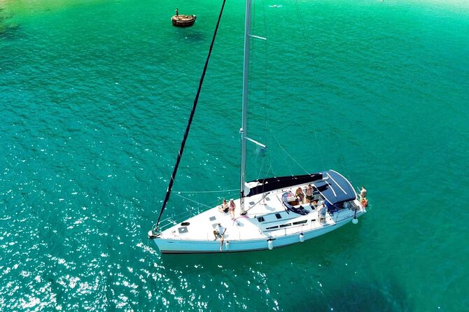 5 Hours Private Sailing Cruise in North or South Thasos - The Vessel, Service, and Food