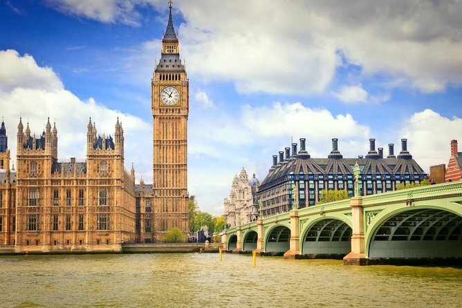 Airport Transfer: London to Heathrow Airport LHR by Luxury Van - Detailed Breakdown of the Journey