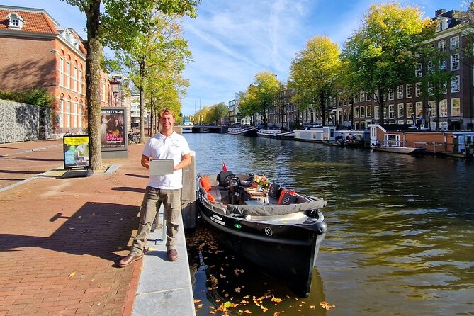 Amsterdam Canal Cruise on a small open boat (max 12 guests) - Who Should Consider This Tour?