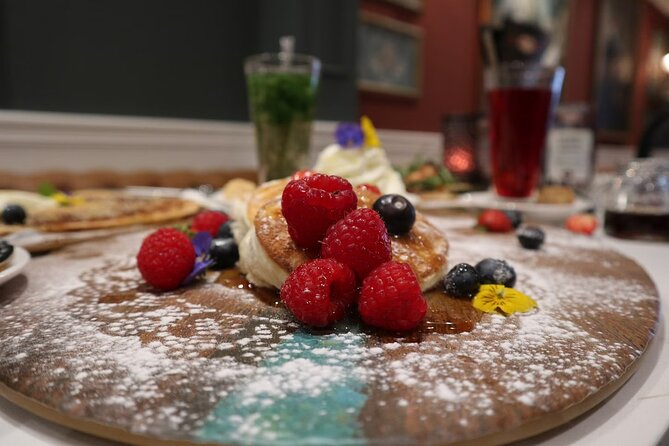 Amsterdam Walking Tour with Dutch Pancake Lunch - FAQ