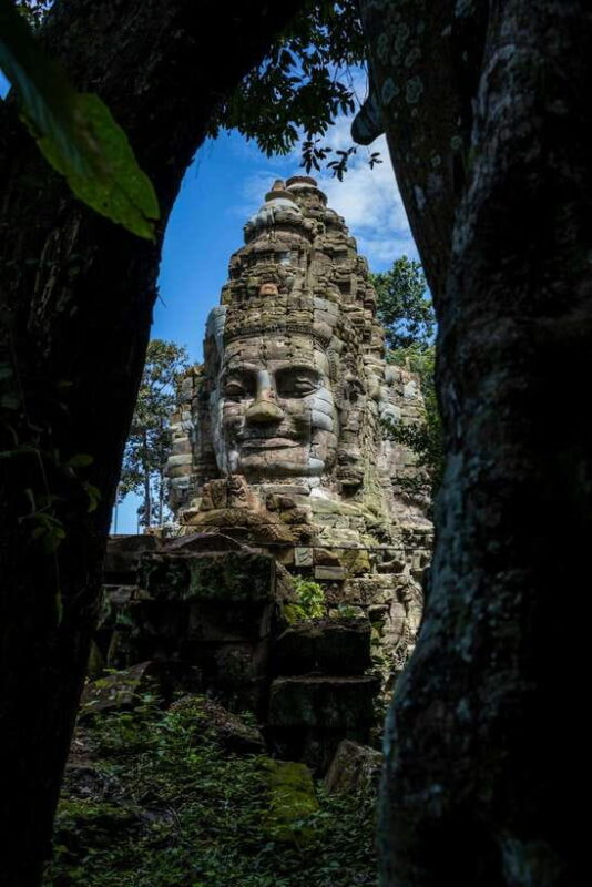 Angkor Zipline and Discover Highlight Angkor wat with Sunset - A Tasty Lunch and a Visit to Ta Prohm