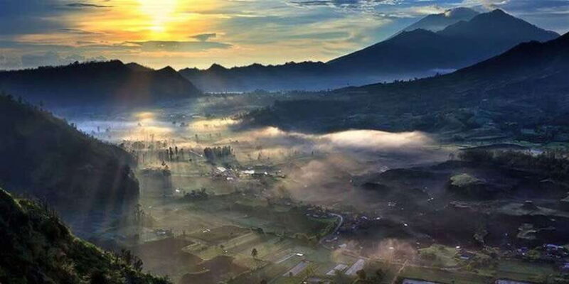Bali: Best Sunrise Spots & Ubud Monkey Forest Private Tour - Encountering Playful Macaques in Ubud