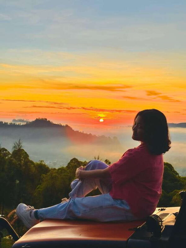Bali: Private Sunrise Jeep Tour and Black Lava All Include - Transportation and Group Size