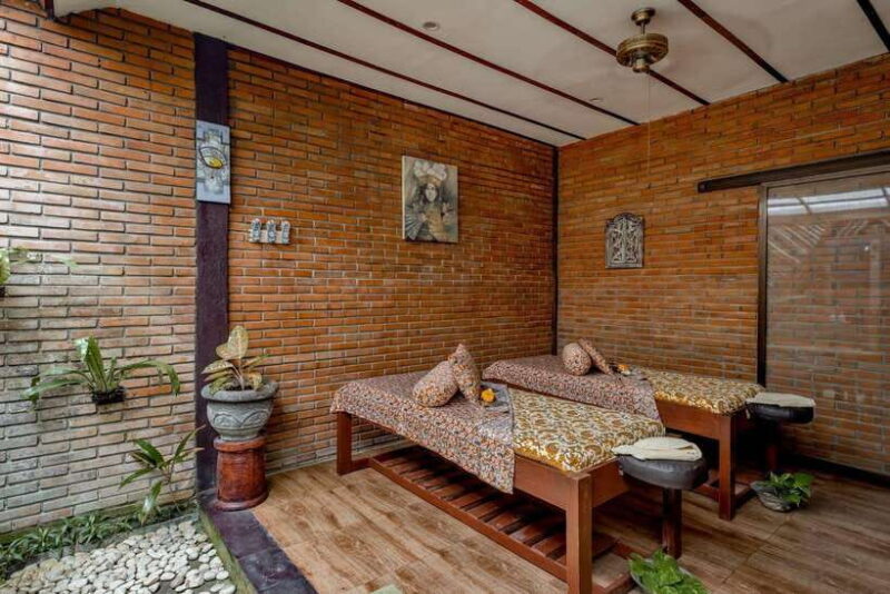 Bali: Ubud Traditional Balinese Massage with Flower bath - Why This Tour Works for Travelers
