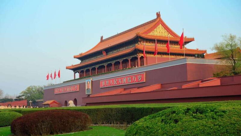 Beijing: Tiananmen Square Entry Registration Service - The Experience of Navigating Tiananmen Square