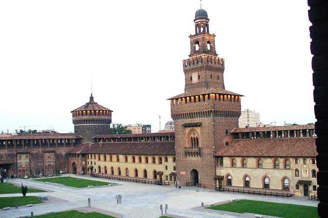 Best of Milan audio tour: From the gorgeous Duomo to Castello Sforzesco - What Makes This Tour Stand Out