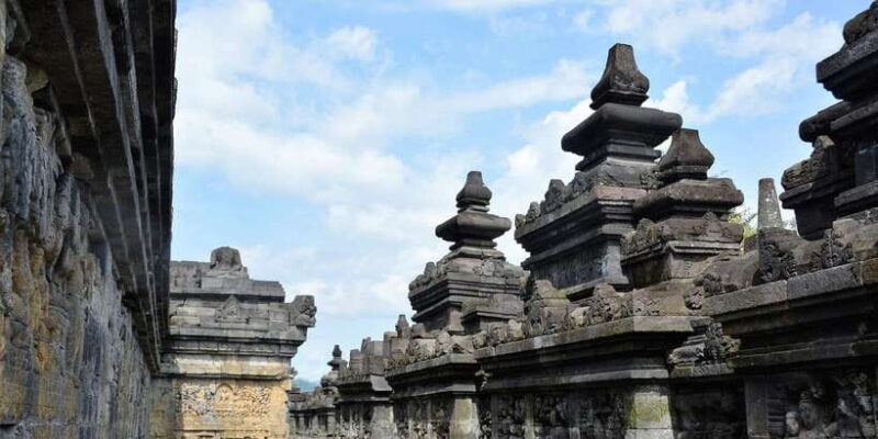 Borobudur Sunrise, Explore Merapi and Prambanan Temple Tour - Who Should Consider This Tour?