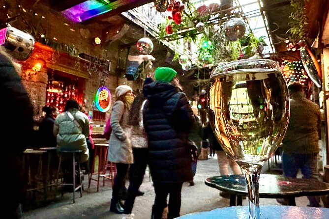 Budapest Urban Art - Private Street Art Tour with a Drink in a Ruin Bar - Authenticity and Traveler Feedback