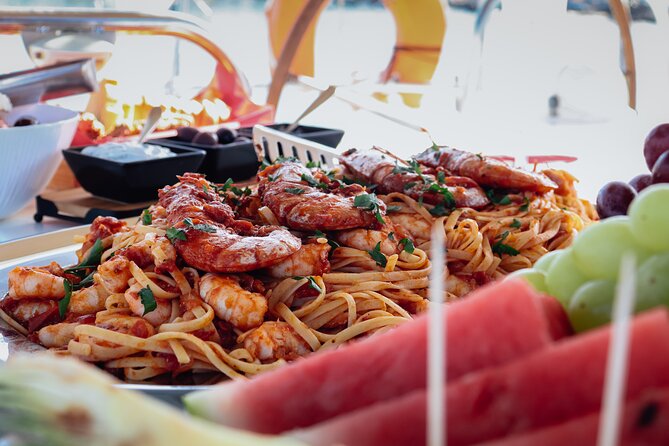 Catamaran Cruise to Dia Island with Meal and Water Activities - The Meal: A Greek and Cretan Feast