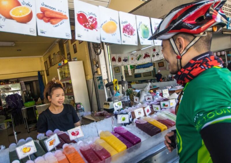 Chiang Mai: Historic Old City 4-Hour Guided Bike Tour - Authentic Local Encounters