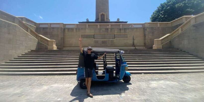 Colombo: Private Tuk Tuk City Tour with Guide & Snacks - Analyzing the Value