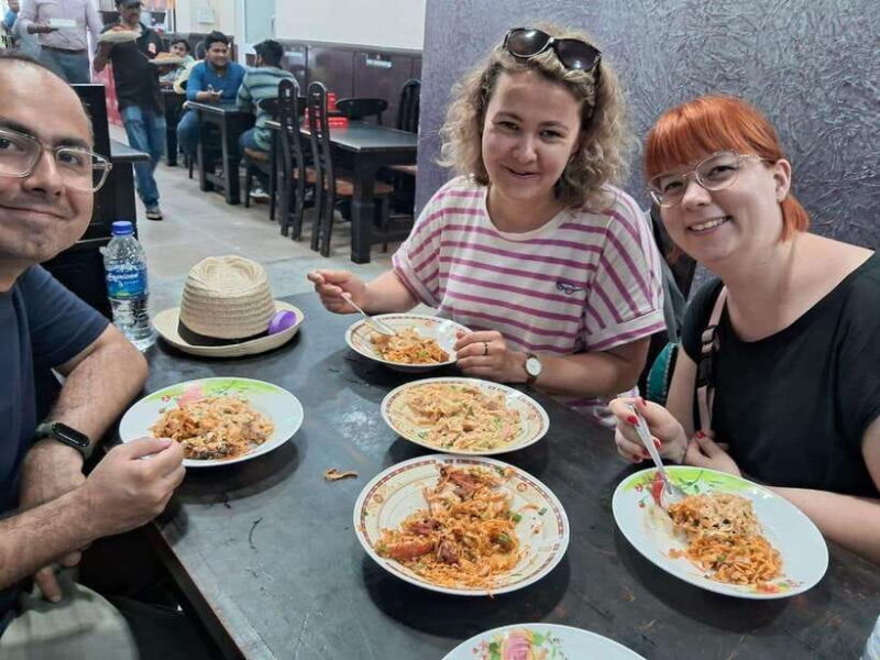 Colombo: Tastiest Local Food Tour by Tuk Tuk - All Inclusive - Visiting Colombo’s Top Attractions