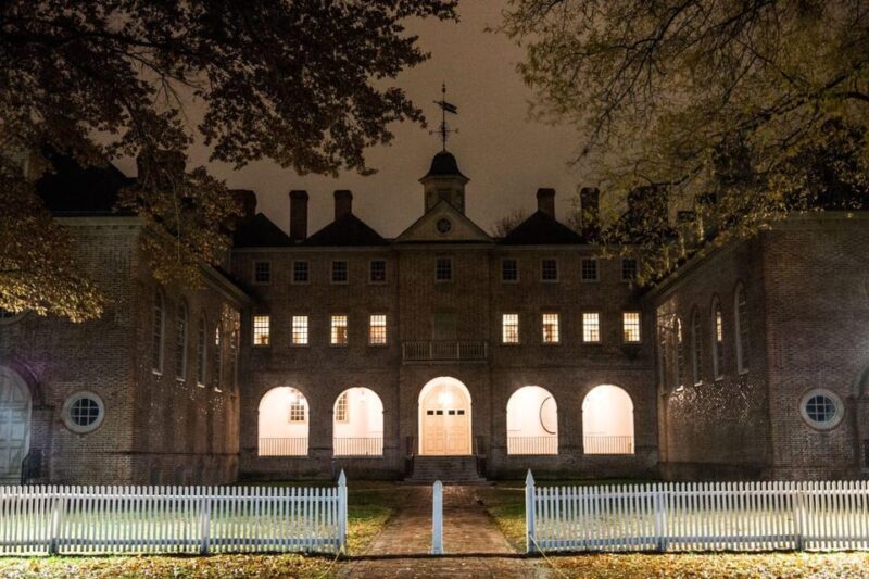 Colonial Williamsburg: Dead of Night Ghost Hunt - The Experience of the Equipment