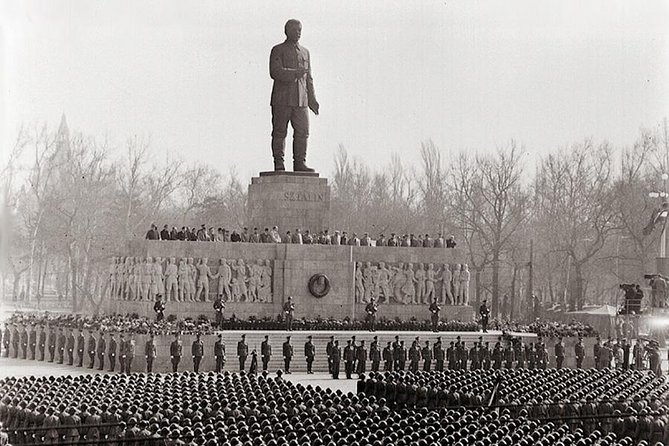 Communist Budapest Private Walking Tour - Who Will Love This Tour?