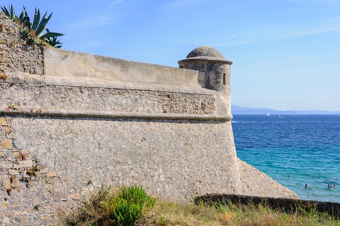 Corsica Ajaccio Private Tour with Driver and Optional Guide with Hotel Transfer - FAQ