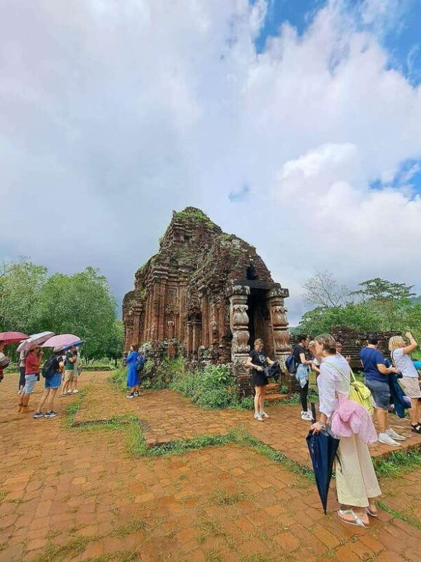 Da Nang/Hoi An: My Son Sanctuary Tour with Private Guide - What’s Included and What’s Not