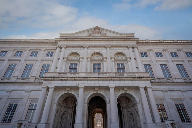 E Ticket to National Palace of Ajuda with Lisbon Audio Tour - Who Will Love This Tour?