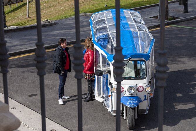 Eco Friendly Tuk Tuk Experience with the Local in Madrid - FAQs