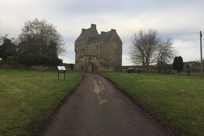 Edinburgh: The Outlander, Palaces & Jacobites Tour - The Value of the Experience