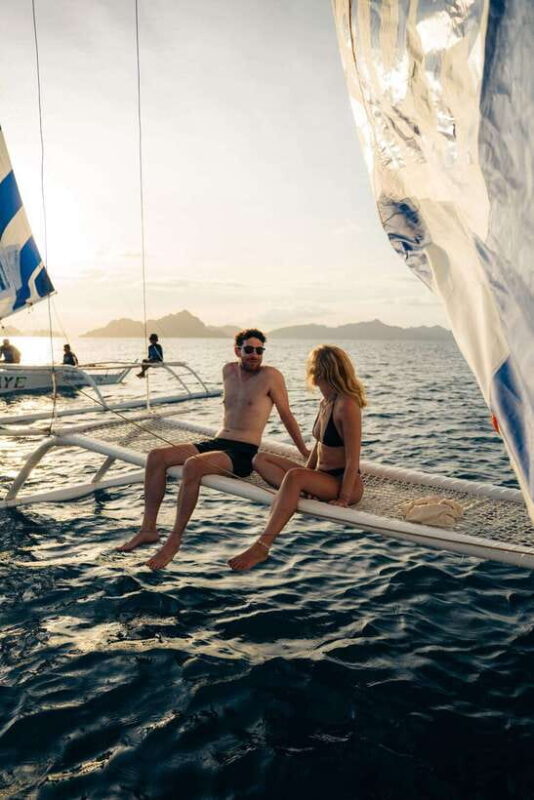 El Nido Islands: Private Paraw Day Sailing with Lunch - Water Activities and Marine Encounters