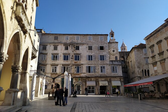 Experience Split With Local Professional Historian - Private - FAQ