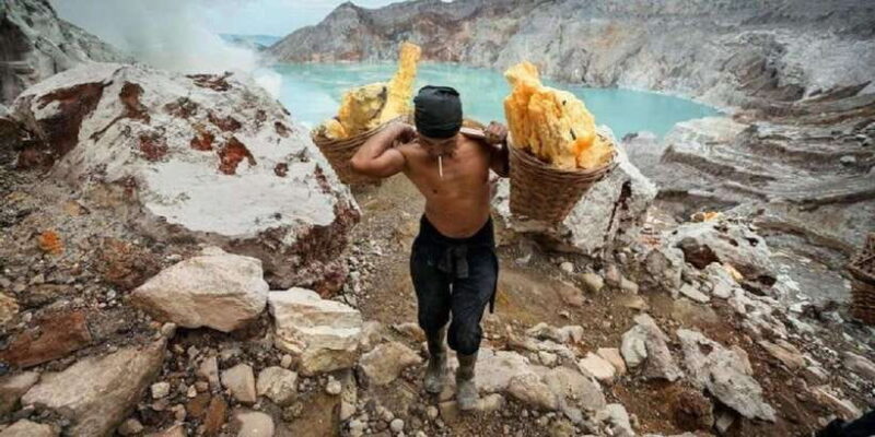 From Bali: Kawah Ijen Midnight Blue Fire With Drop off Bali - The Logistics and Value