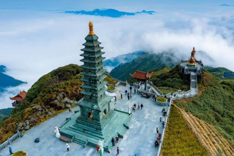 From Hanoi: 2-Day Sapa, Fansipan, and Muong Hoa Valley Tour - Transportation and Comfort