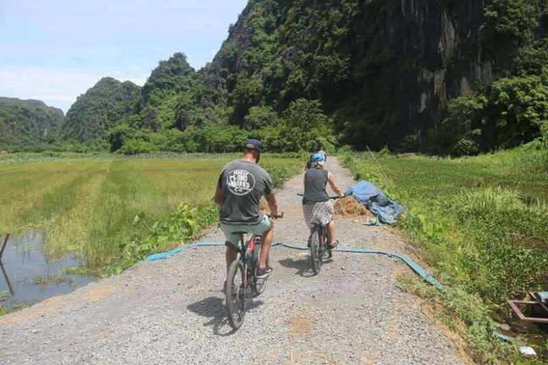 From Hanoi: Private Hoa Lu, Mua Cave, and Trang An Day Trip - Analyzing the Experience: Value and Authenticity