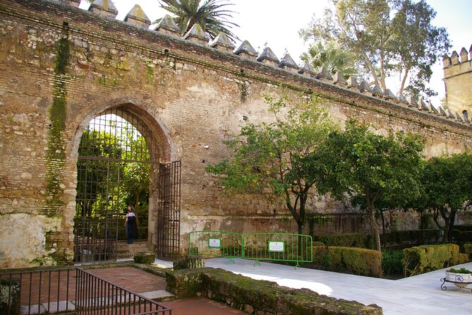 Gardens & Fortress of Catholic Kings Tickets & Tour in English - Who Is This Tour Best For?