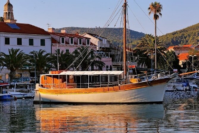 Gastro Cruise | Cruise around Dubrovnik Old Town with Lunch - Who Is This Tour Best For?
