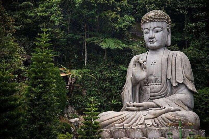Genting Highlands Private Day Trip with Batu Caves - Authentic Experiences