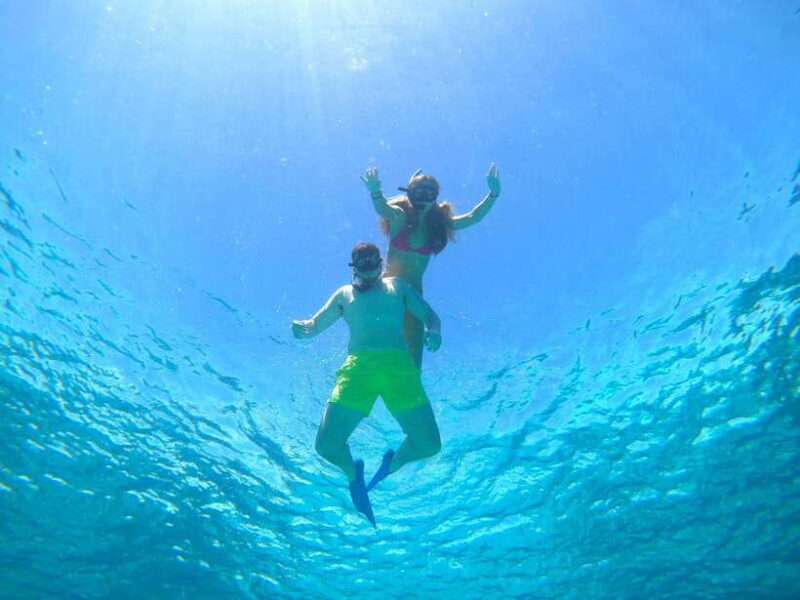gili island: sunset and snorkeling tour + GoPro photoshoot - Duration and Group Size