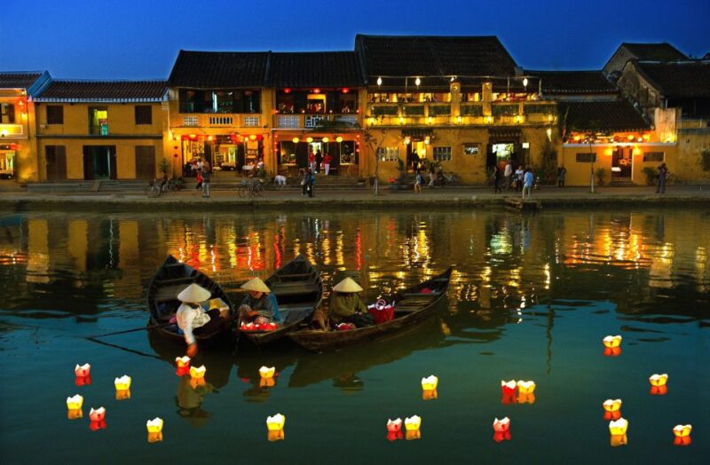 Hoi An City TourBoat RideRelease Flower Lantern on river - Who Would Love This Tour?