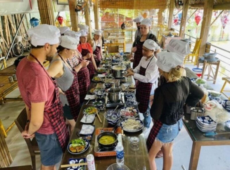 Hoi An: Vegetarian Cooking Class w Local Family and transfer - The Food: Delicious, Simple, and Authentic
