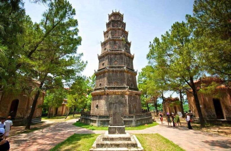 Hue: Imperial Citadel, Thien Mu Pagoda & Private Dragon Boat - Who Will Love This Tour?