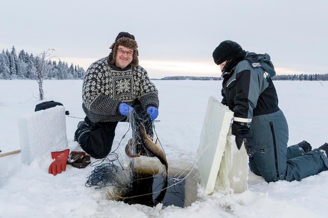 Ice Fishing by Snowmobile from Rovaniemi - Why This Tour Works