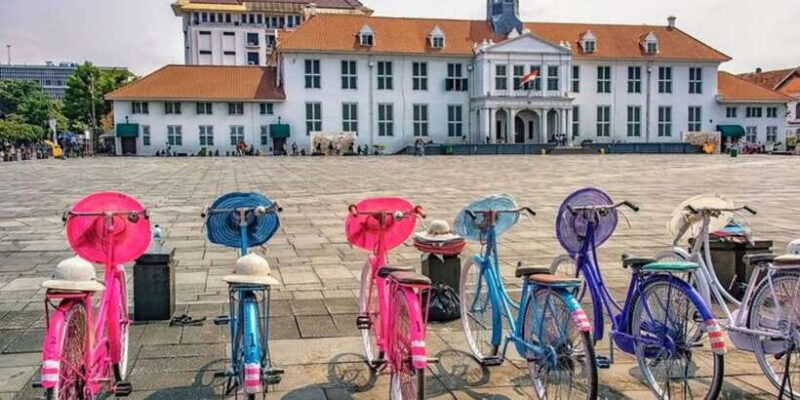 Jakarta: Private Customizable Motorbike Tour - The Experience: Authentic, Informative, and Personal