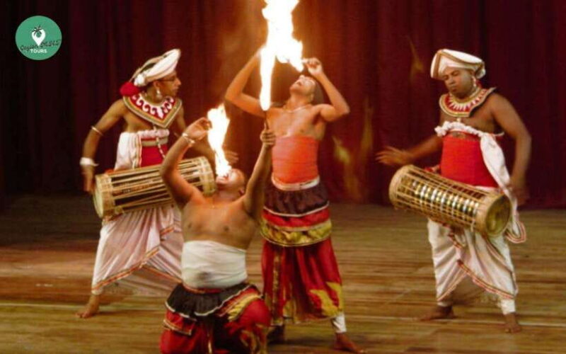 Kandy: Sightseeing WalkingTour Arround Kandy with LocalGuide - Religious Sites and Viewpoints