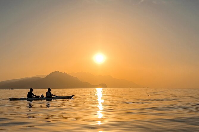 Kayak tour in Capri between caves and beaches. Photos included. - The Sum Up