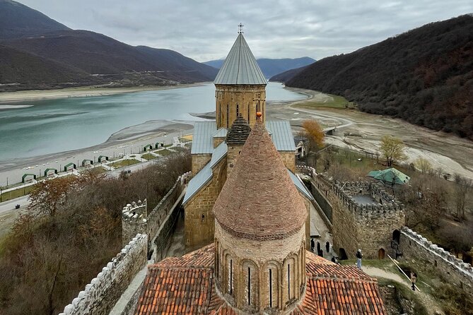 Kazbegi & Gudauri group tour from Tbilisi - The Transport & Guide Experience