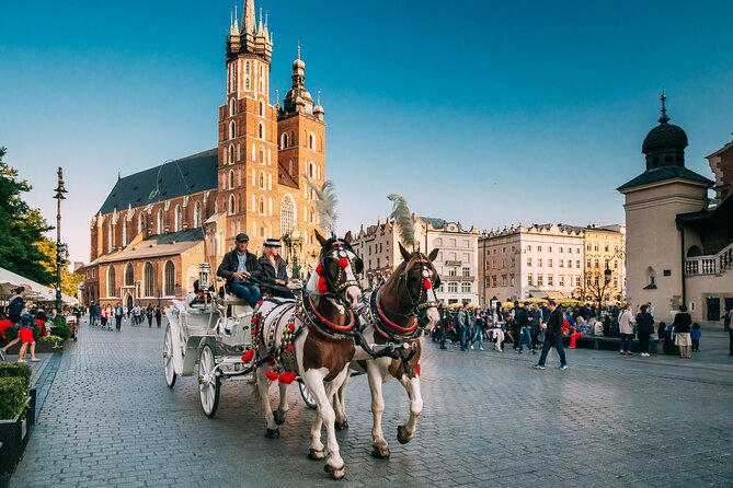 Krakow city tour by electric car - Analyzing the Value