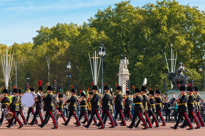 London: Full Day Private Tour Including Entry Passes - The Sum Up