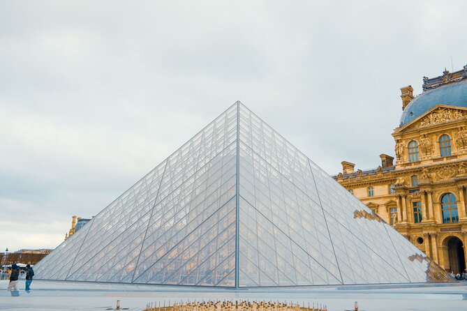 Louvre Art and Mysteries: Guided Experience for 6-people Max - The Itinerary in Detail