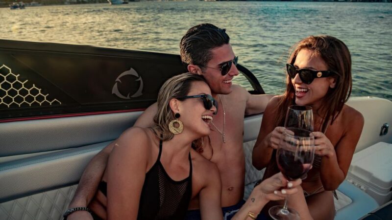 Luxury cruising for your exclusive Group with/without Capt. - Why This Tour Works