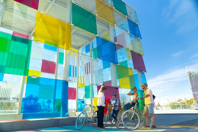Málaga City Highlights Guided Vintage Bike Tour - Who Should Consider This Tour?