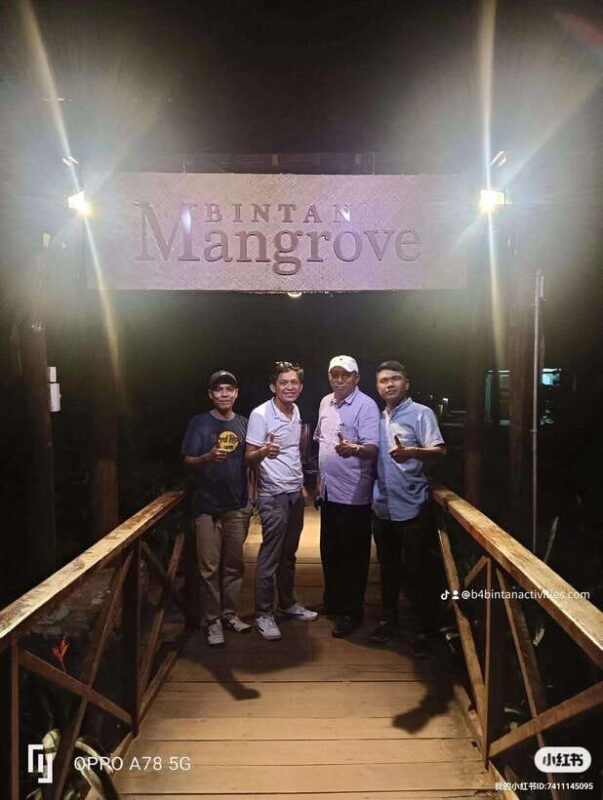 Mangrove discovery tour or fireflies tour - Transitioning to the Fireflies Night Tour