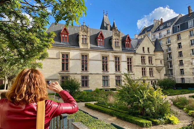 Marais HiddenTreasures, audioguided walking tour - A Closer Look at the Price and Value