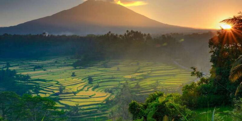Mount Agung Trek: Sunrise Climb & Cultural Insights - The Fine Details: Whats Included and What to Bring