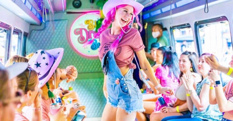 Nashville: Drag Queen Party Bus w/Games, Dancing & Drag Show - Entertainment and Engagement