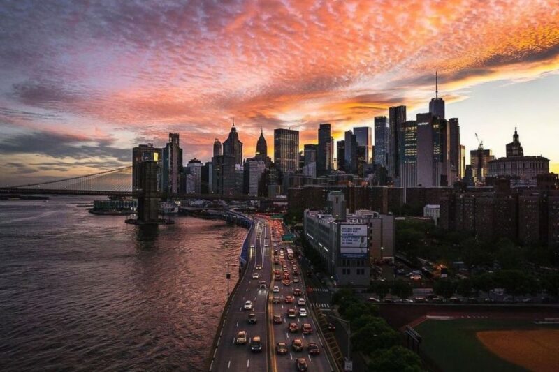 New York City: Night Skyline Bus Tour with Pizza Slice - What You Get and What You Might Miss